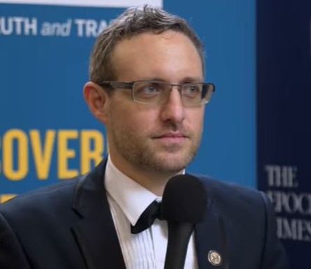 Ex-programador do Google revela que a empresa alterou algoritmos para ...