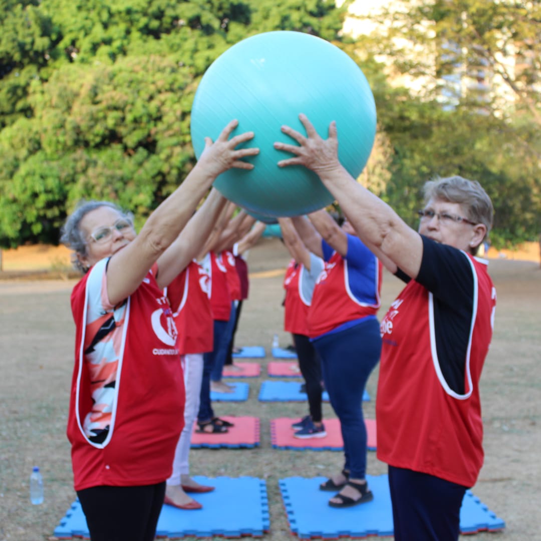 Calebe Universal de Goiás leva aulas de Pilates para idosos - Universal ...