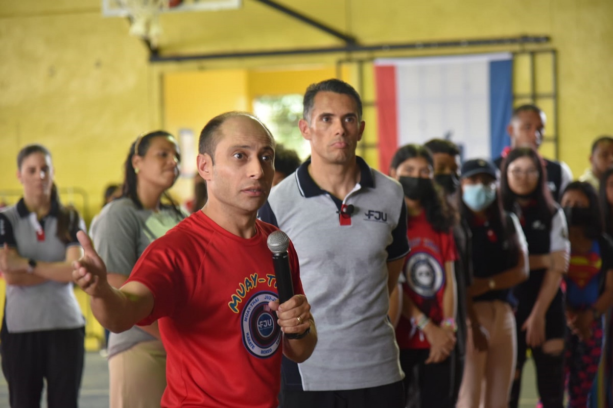 FJU do Panamá realiza grande evento com lutas de Muay Thai