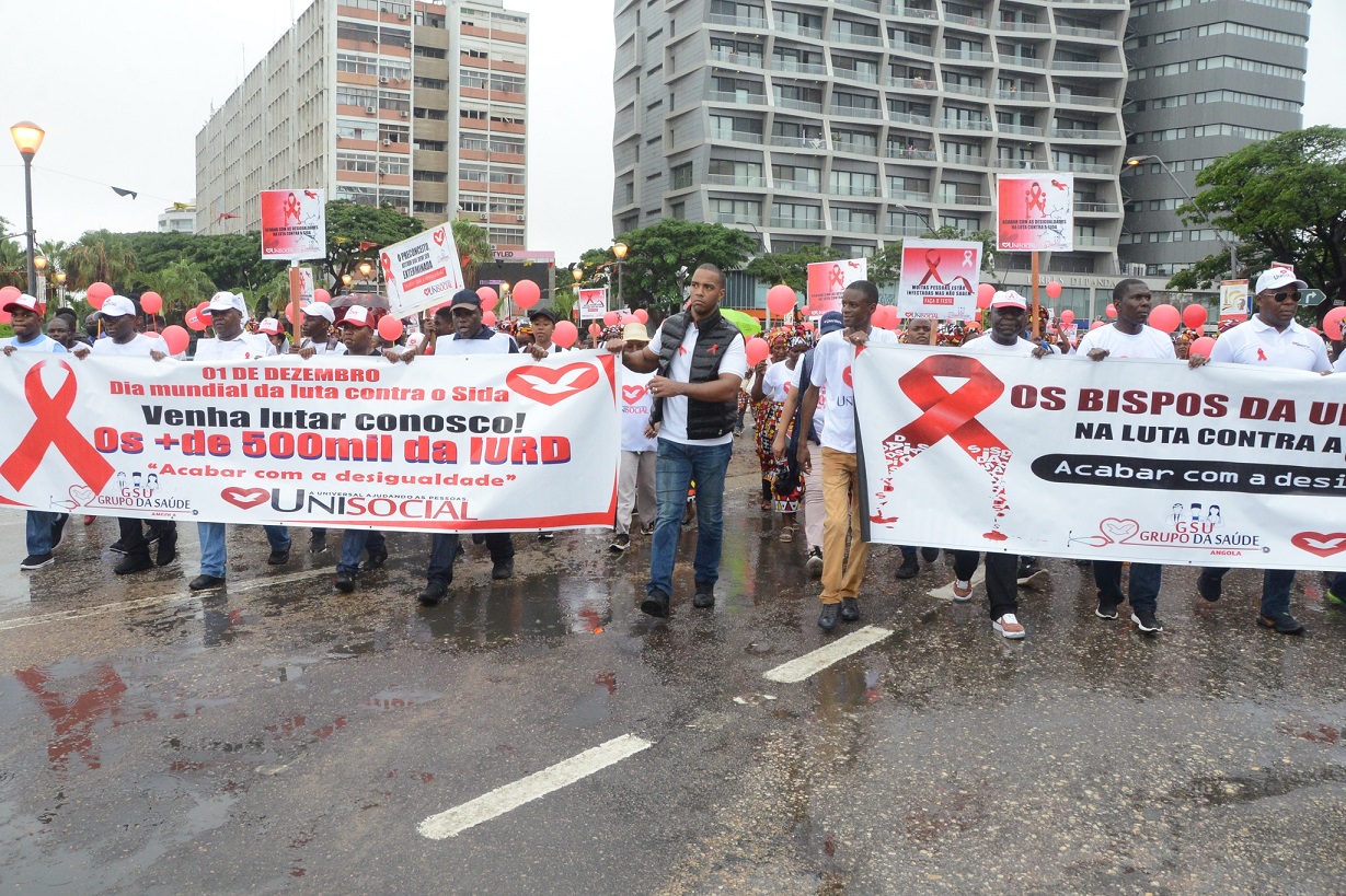 Unisocial na Angola participa da marcha alusiva ao Dia Mundial da luta ...