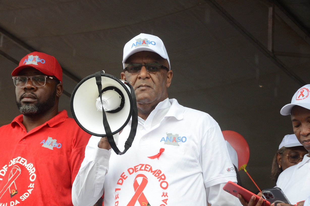Unisocial na Angola participa da marcha alusiva ao Dia Mundial da luta ...