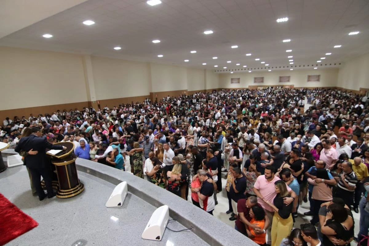 Universal inaugura Catedral em Londrina, no Paraná - Universal.org ...