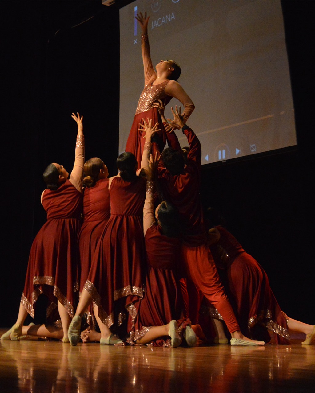 FJU Dance 2024: espetáculo promove superação e a fé - Universal.org ...