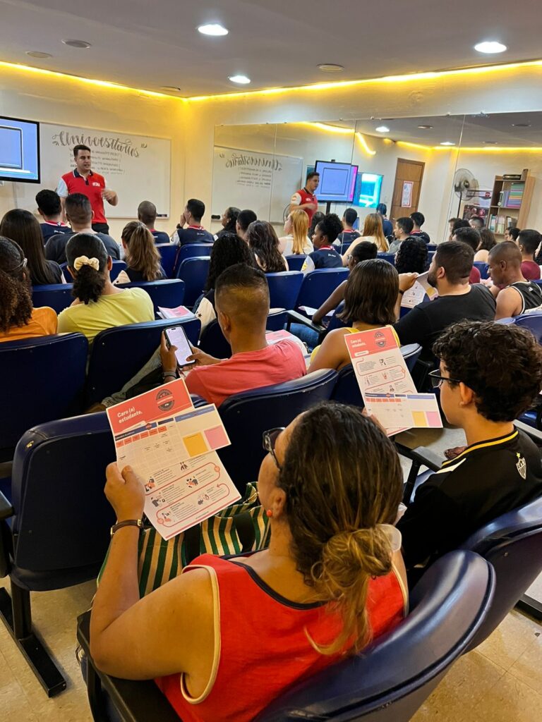 FJU: projeto “Universitários” inaugura novas aulas no estado de Minas ...